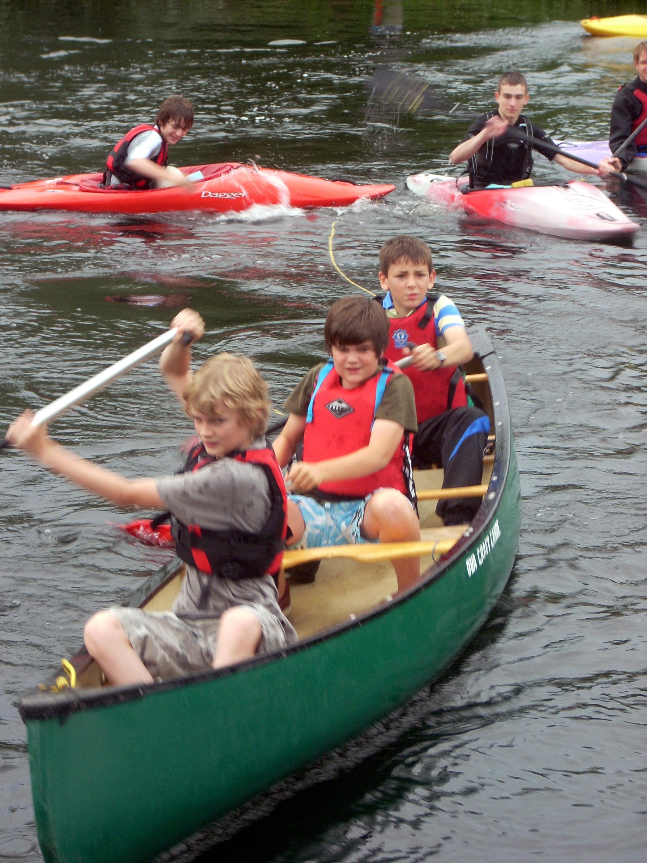 2nd Nene (St. Peter's) Air Scout Group » Peterborough Scout Canoe Club